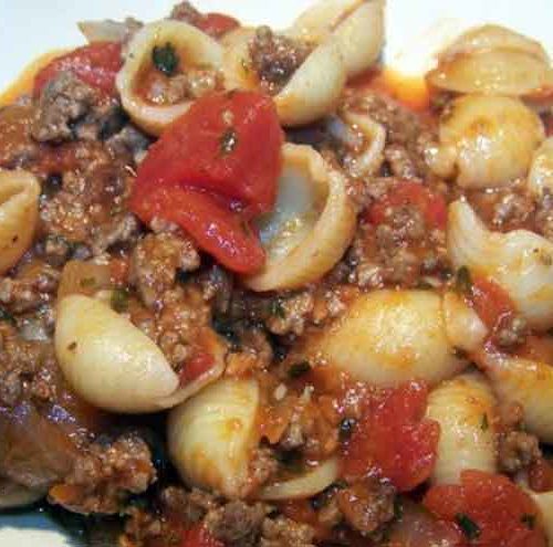 Beefy Shells Dinner - Easy and Delicious - Foodgasm Recipes